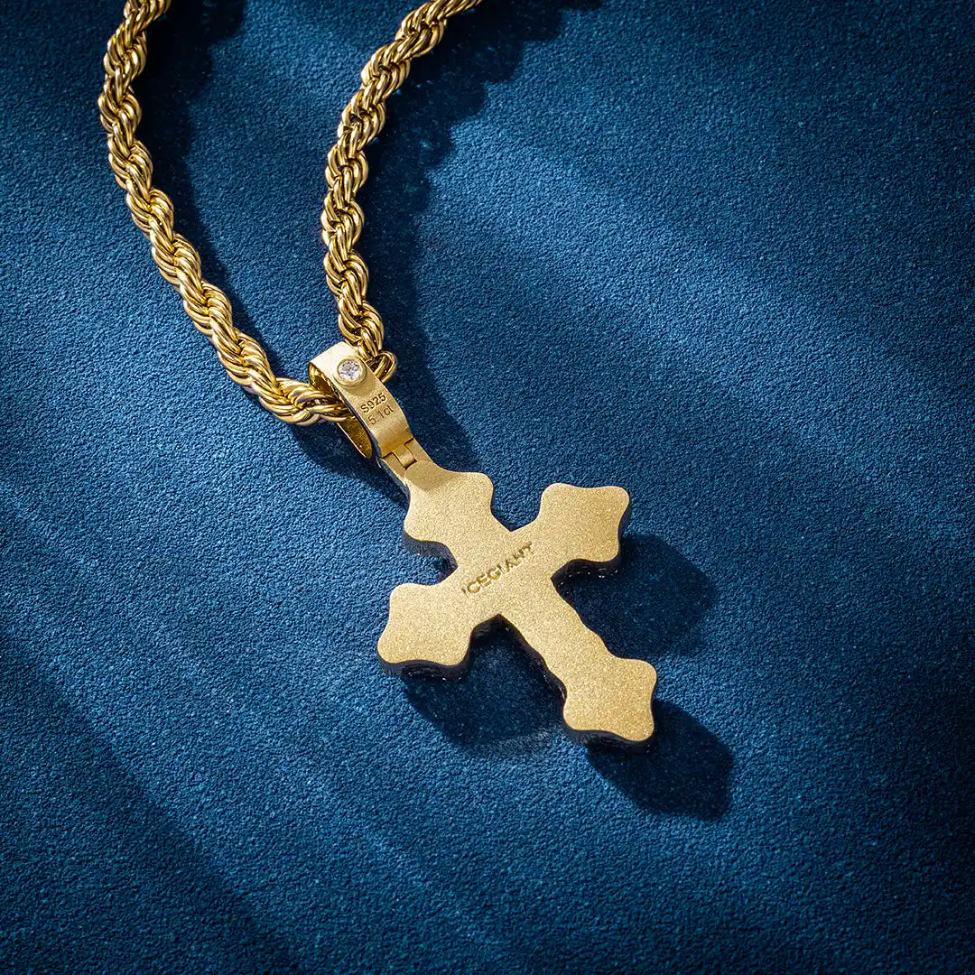 Iced Gothic Cross Pendant – ICEGIANT